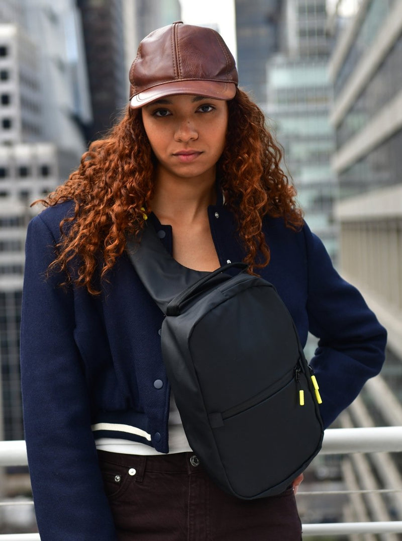 Urban Sling Black – Samsara Luggage